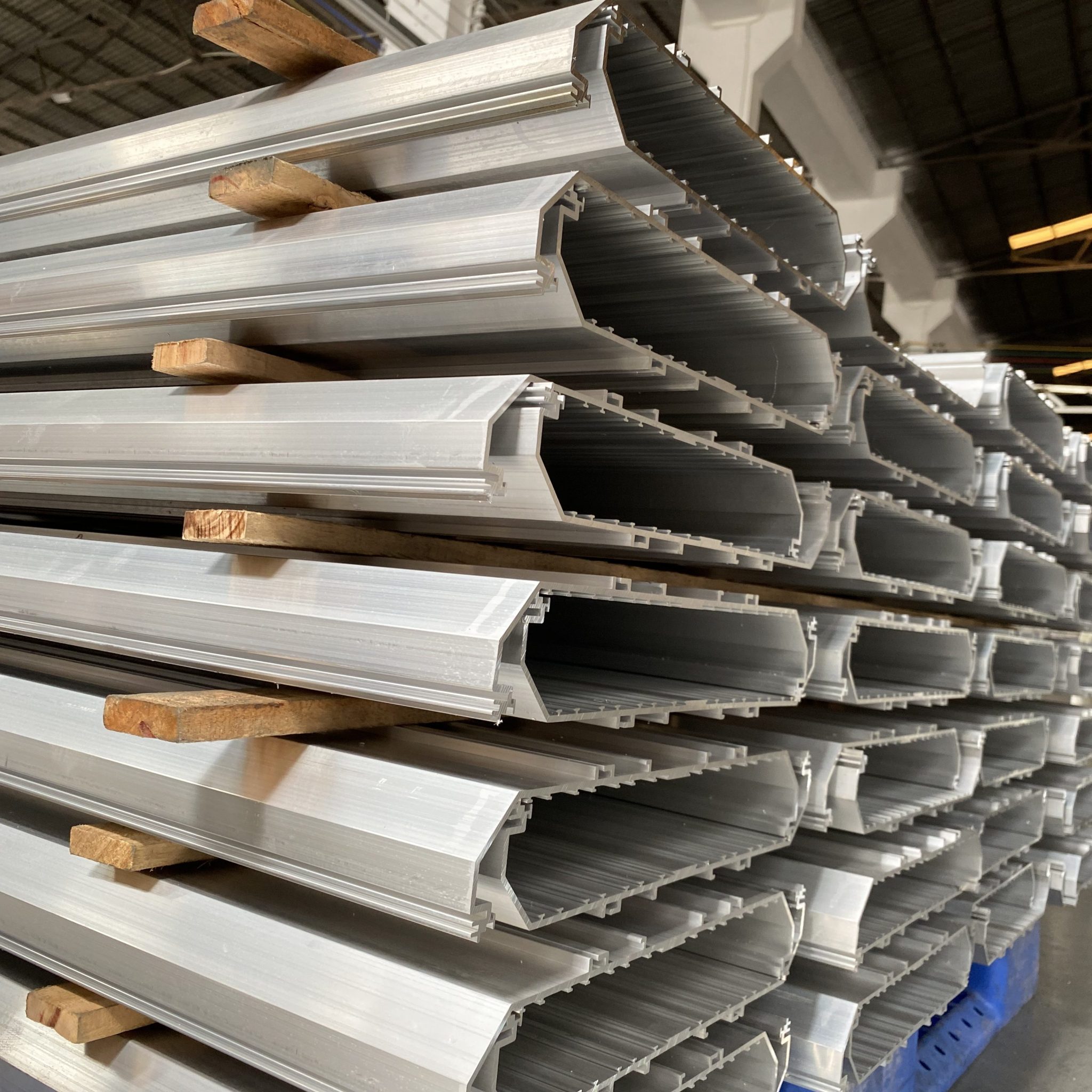 Industrial Aluminum Extrusion Profiles for Engineering Applications